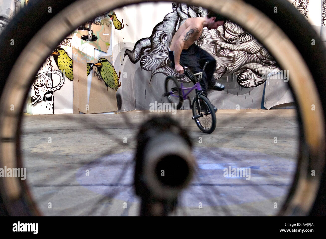 Custom bike artist hi-res stock photography and images - Alamy