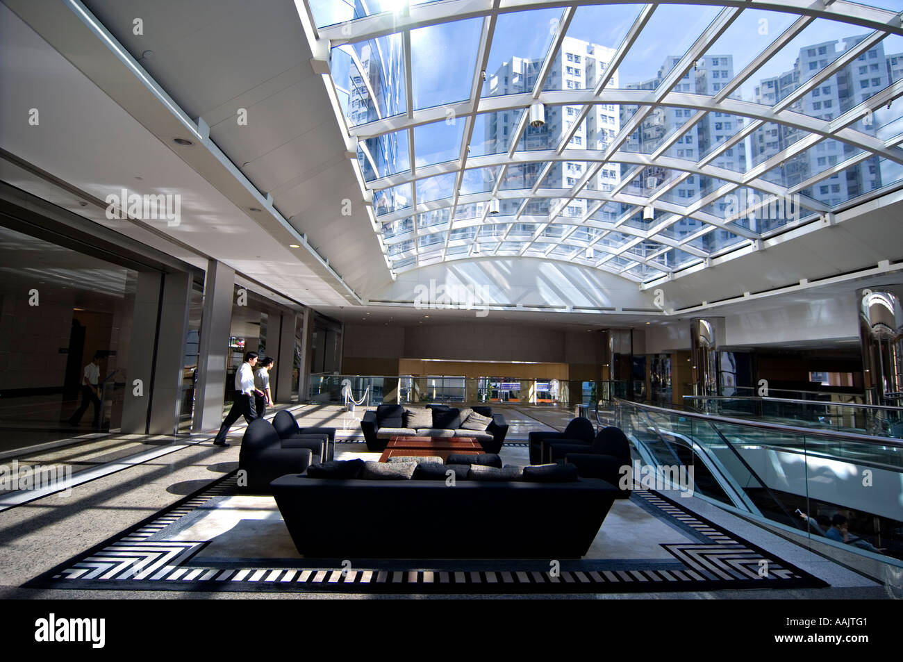 hong kong commercial center interior Stock Photo - Alamy