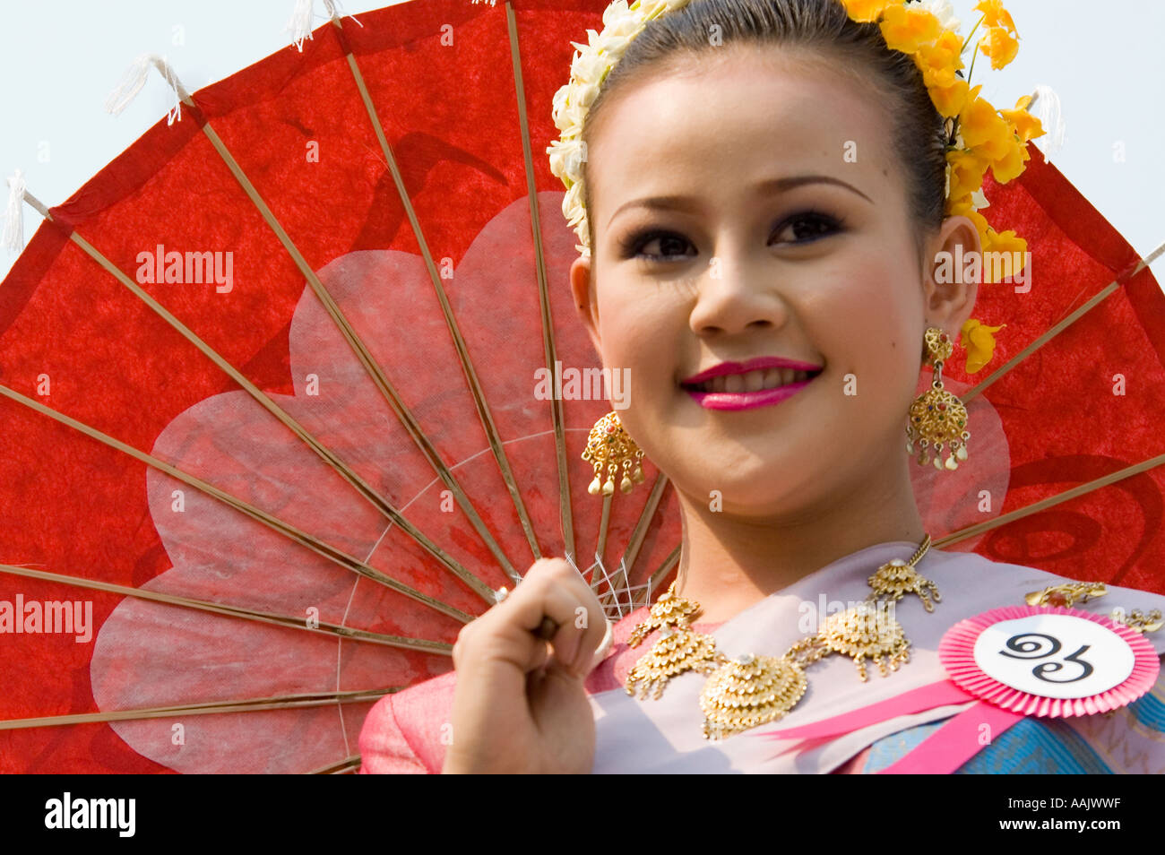 Miss songkran beauty pageant songkran hi-res stock photography and ...