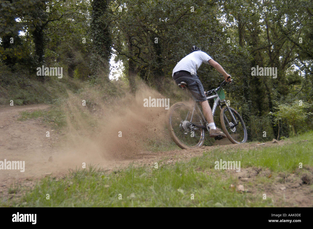 Dynamic race bend hi-res stock photography and images - Alamy