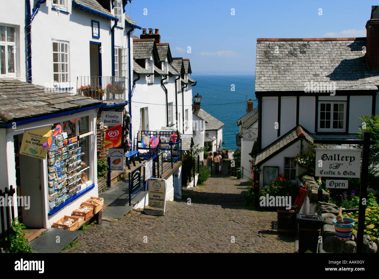 Clovelly north devon coastal pretty village england uk gb Stock Photo ...