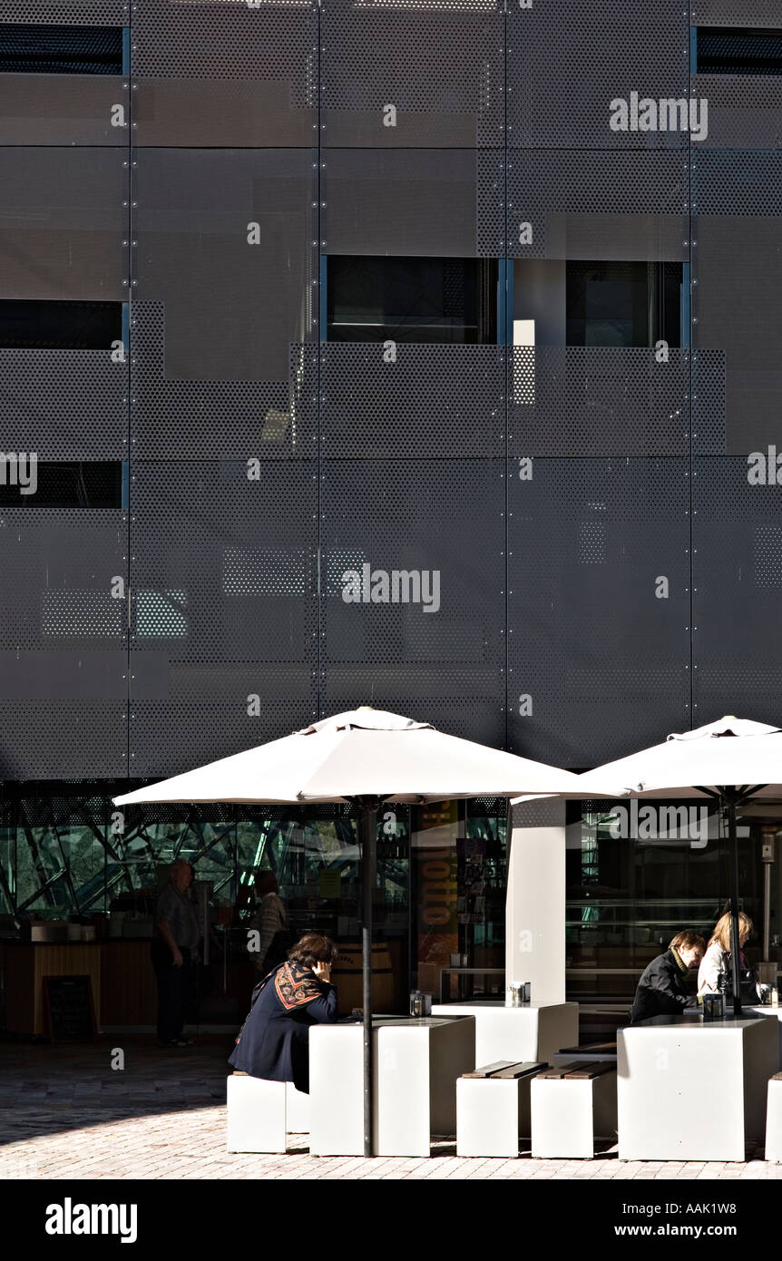 melborune confederation square commercial building cafe Stock Photo - Alamy