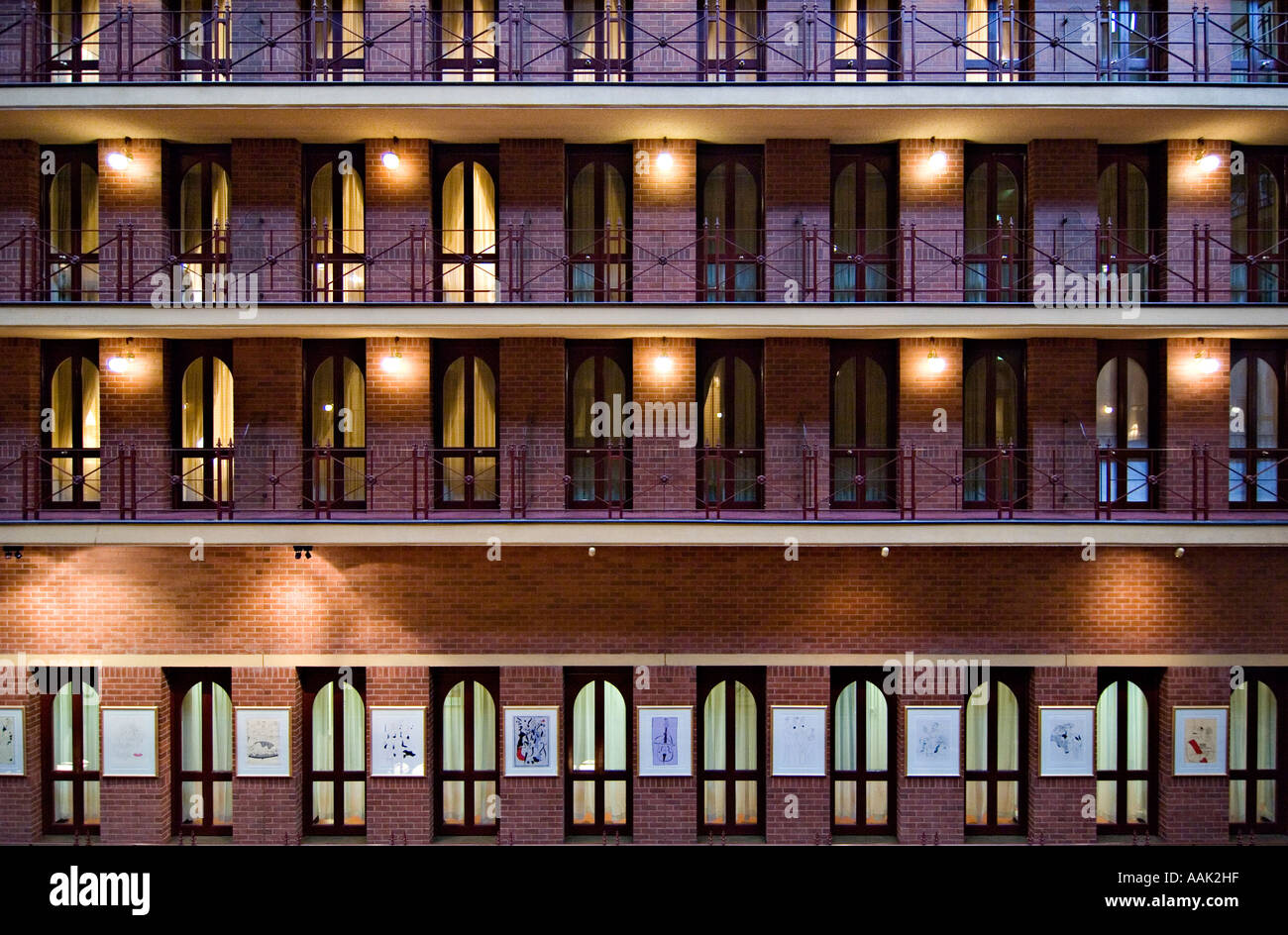 old commercial building in melbourne with restaurant Stock Photo - Alamy