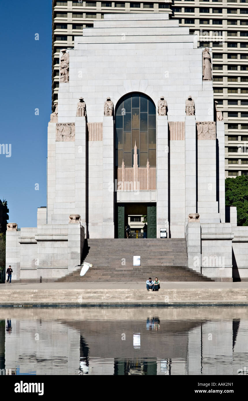 monument in park in sydney downtown Stock Photo - Alamy
