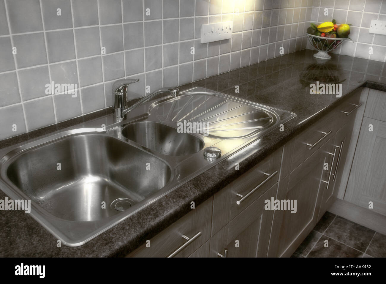 modern kitchen stainless steel sink units Stock Photo - Alamy