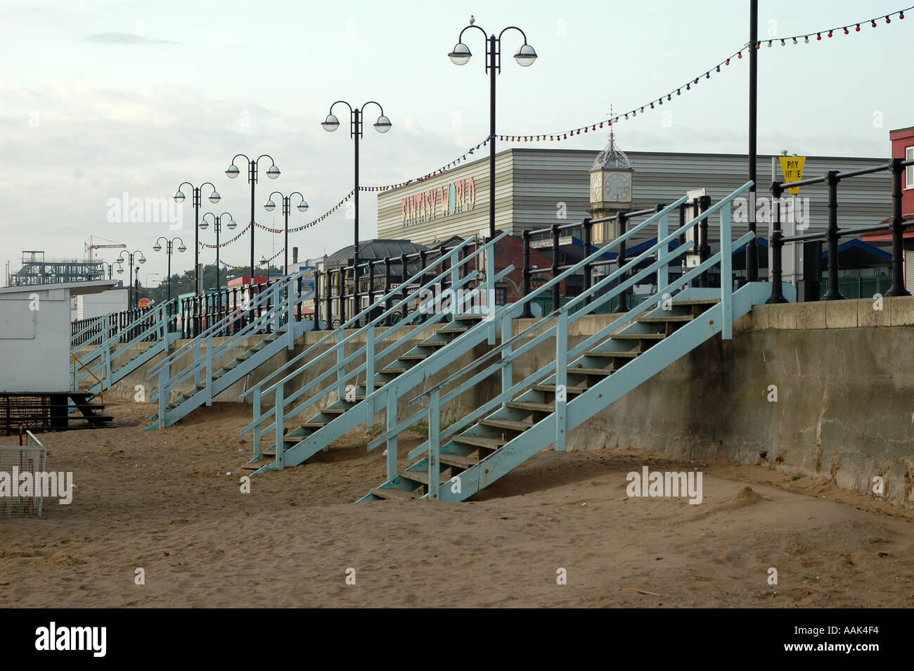 Cleethorpes promenade hi-res stock photography and images - Alamy
