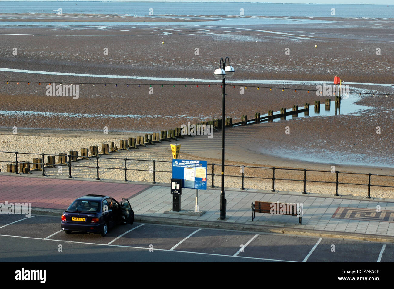 Cleethorpes promenade hi-res stock photography and images - Alamy
