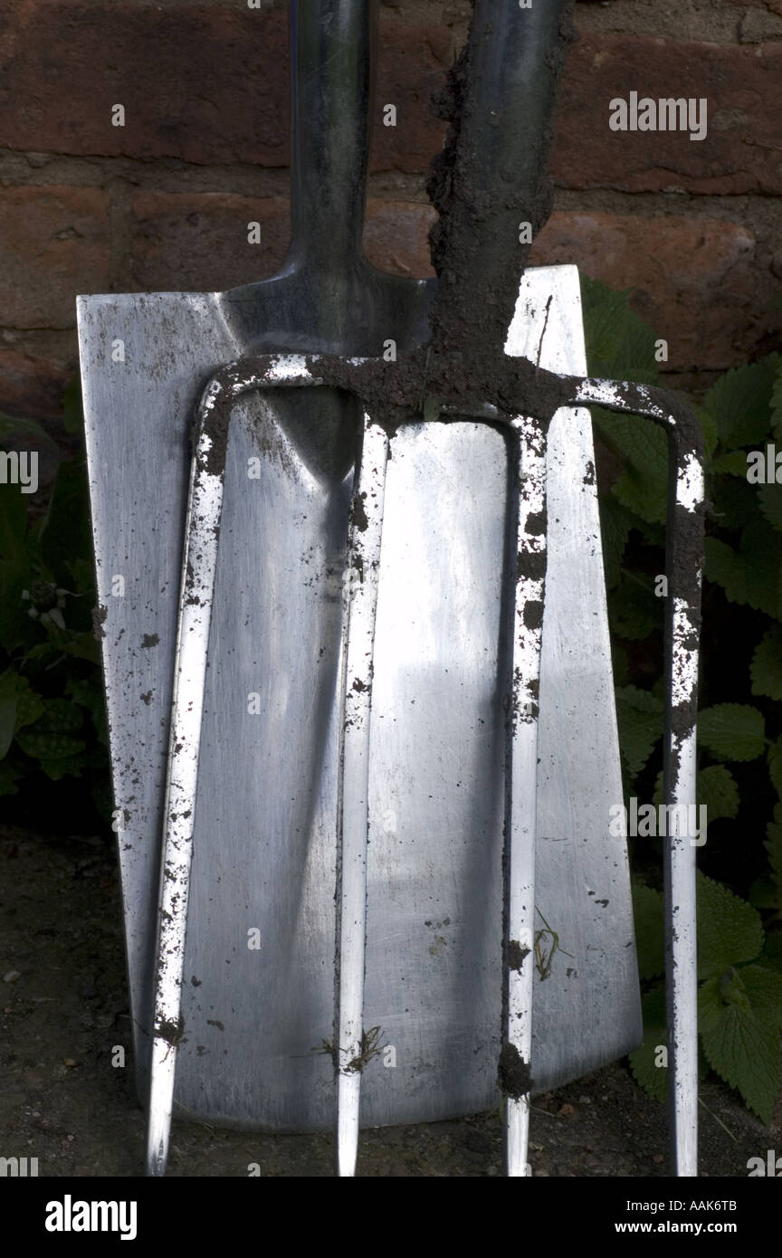 Garden fork and spade hi-res stock photography and images - Alamy