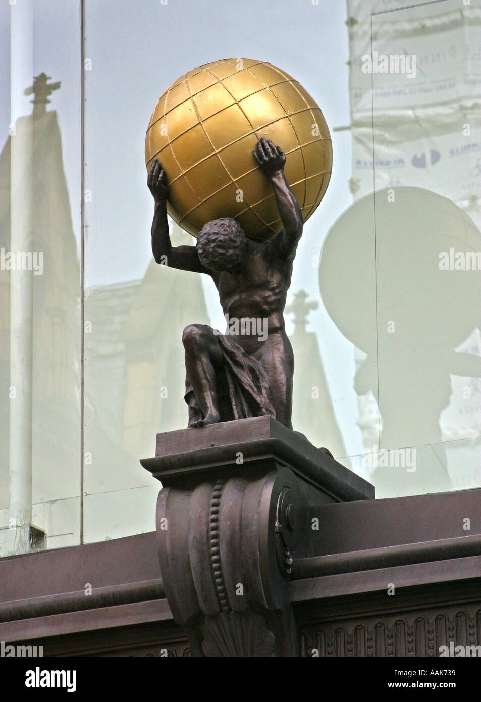 Ship Canal House King Street Manchester UK Stock Photo - Alamy