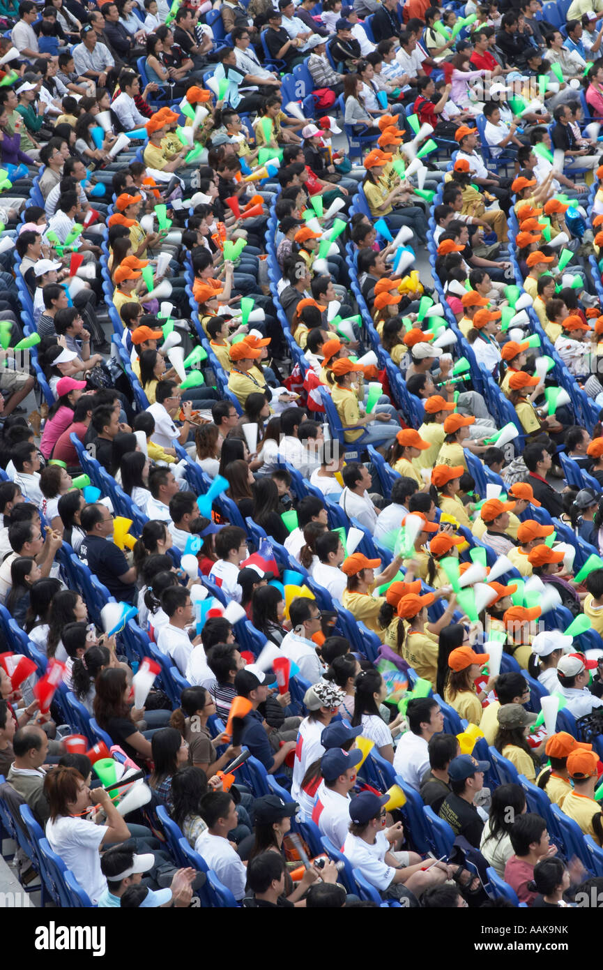 Audience baseball stands hi-res stock photography and images - Alamy