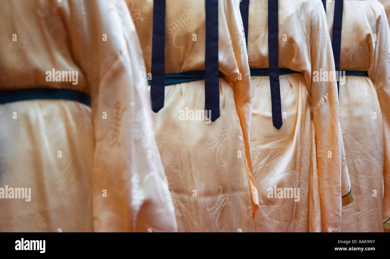 Mandarin robes hi-res stock photography and images - Alamy