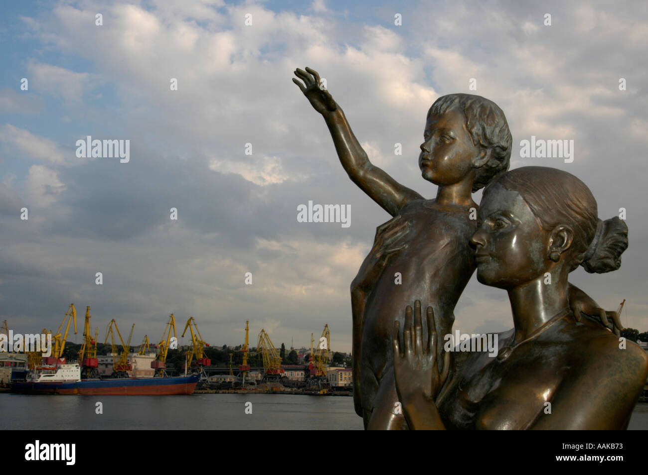 Odessa, harbour, statue wife of a sailor with child Stock Photo - Alamy