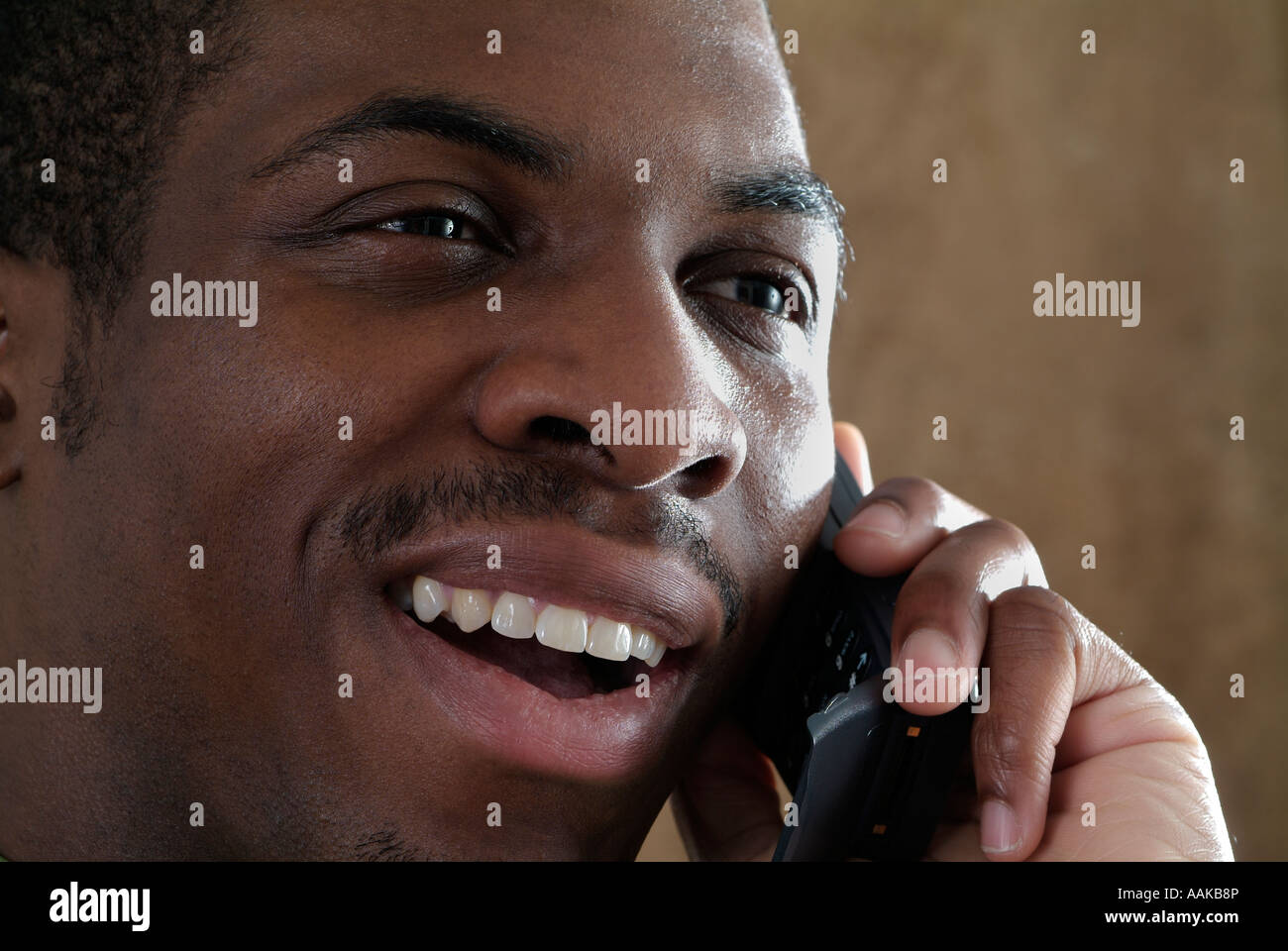Man talking on the moblie phone hi-res stock photography and images - Alamy