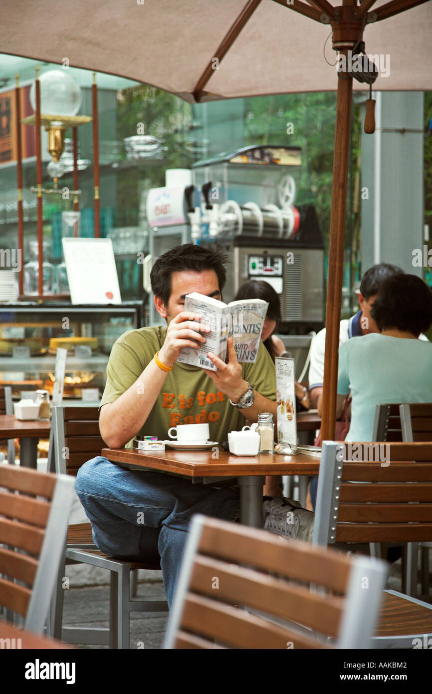 Taking a break at cafe, Orchard Road, Singapore Stock Photo - Alamy