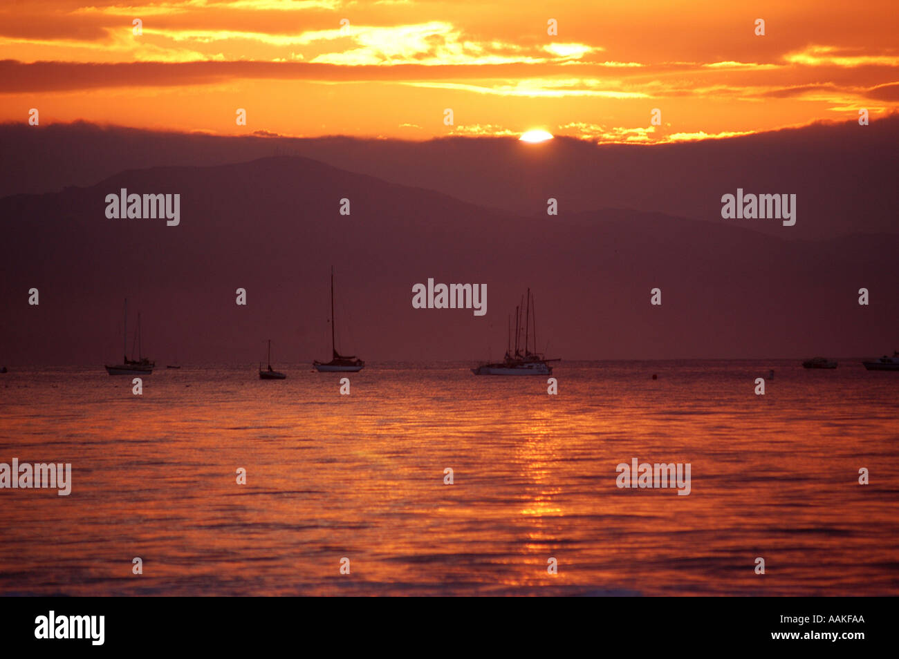 Santa Barbara Channel Dawn Stock Photo - Alamy
