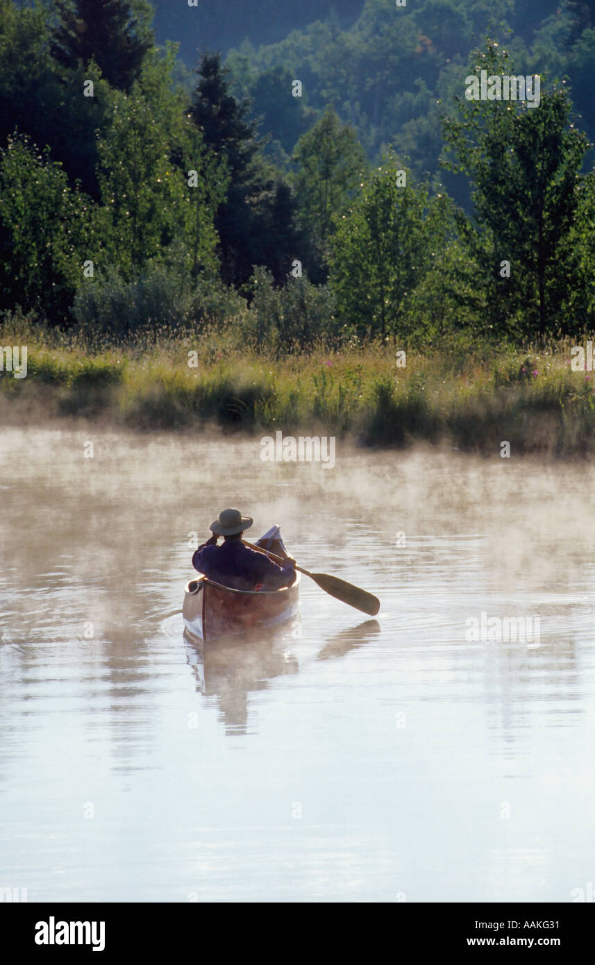 Paddling in mist hi-res stock photography and images - Alamy