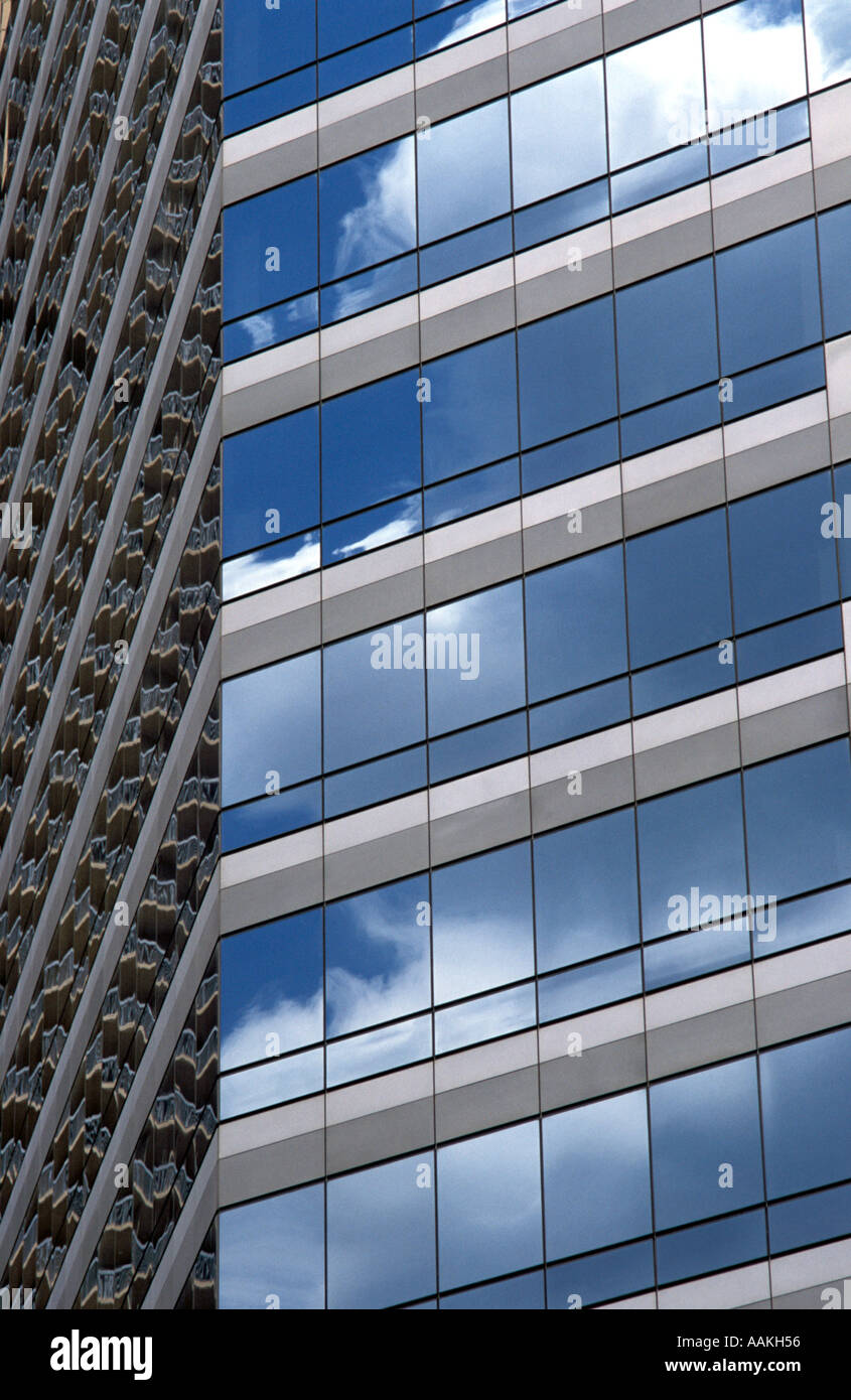 Sky Reflection in Highrise Building Stock Photo - Alamy