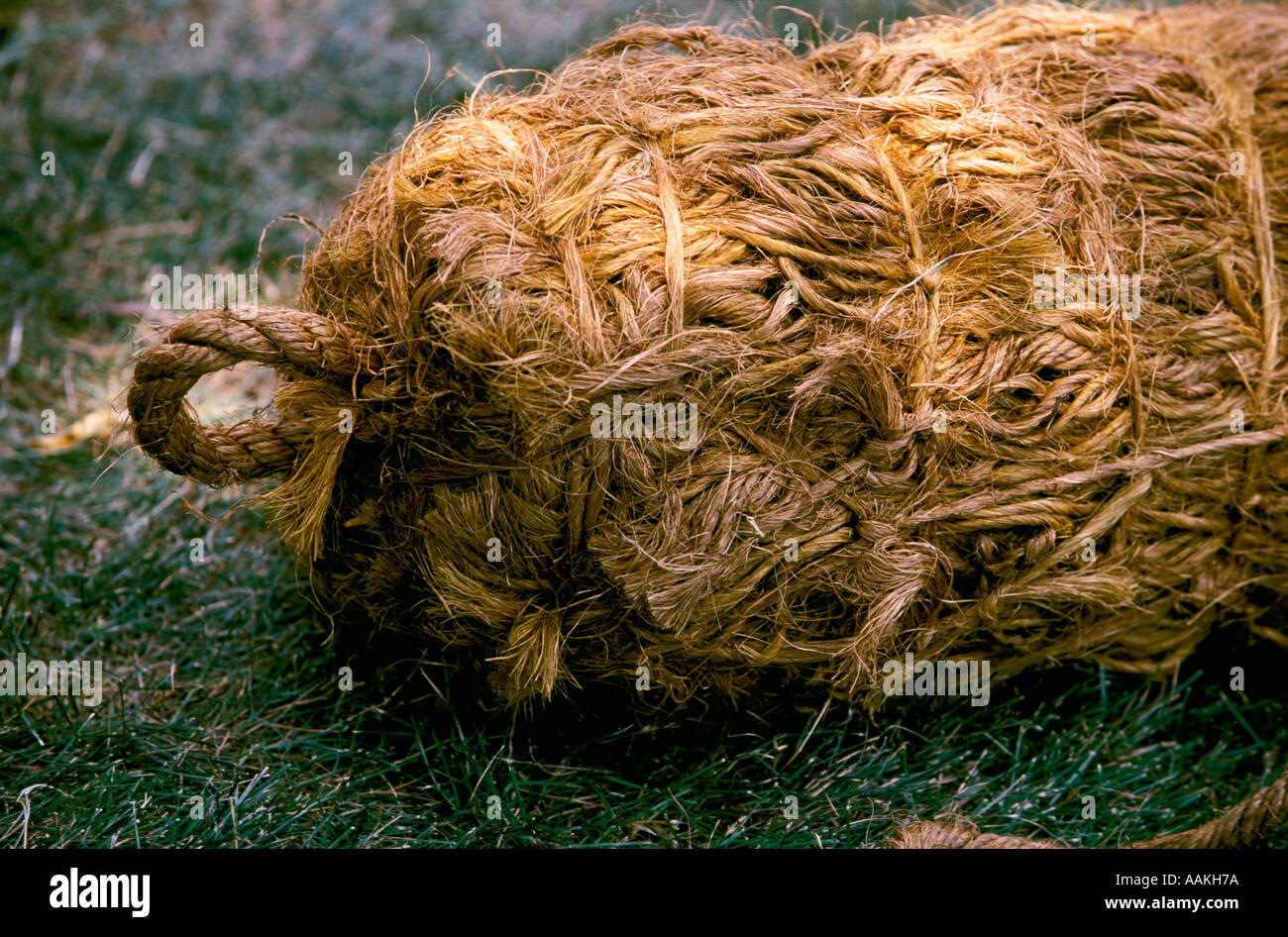 Ships rope hi-res stock photography and images - Alamy