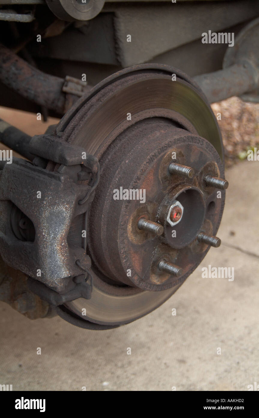 car disk break friction heat deceleration retardation wheel hub stud ...