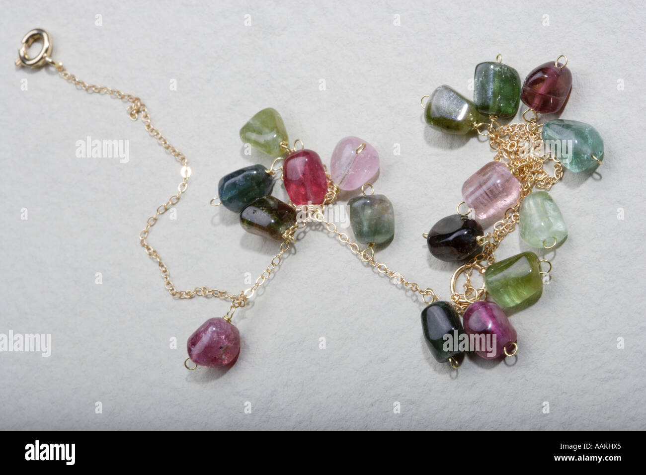 Necklace clasp hi-res stock photography and images - Alamy