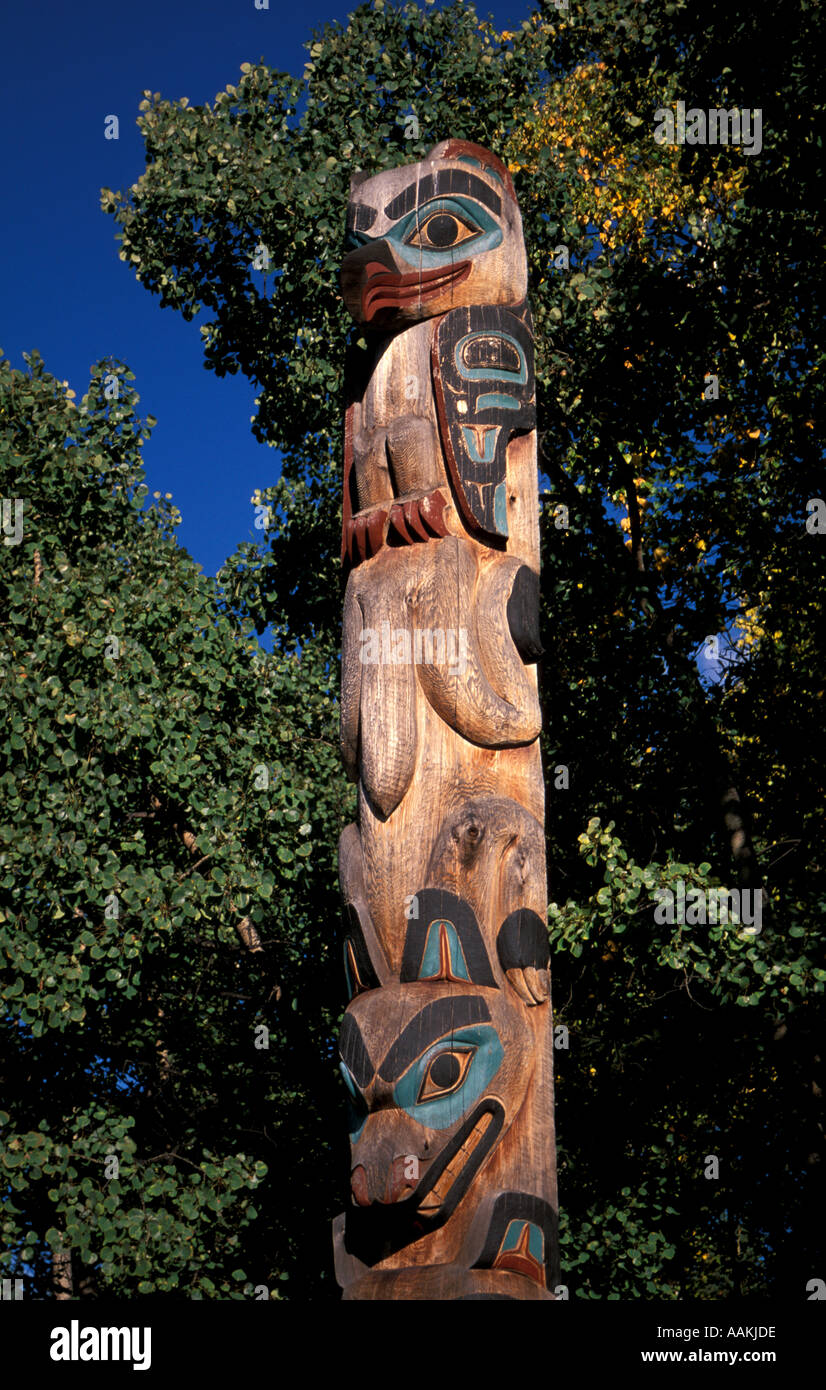 Fairbanks alaska totem pole hi-res stock photography and images - Alamy