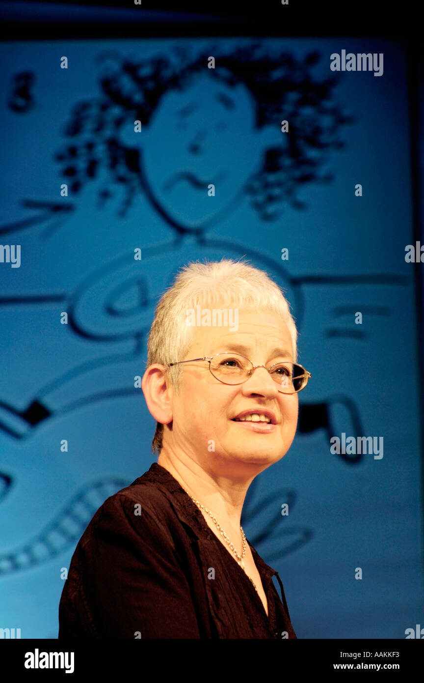 Jacqueline wilson childrens author famous hi-res stock photography and ...