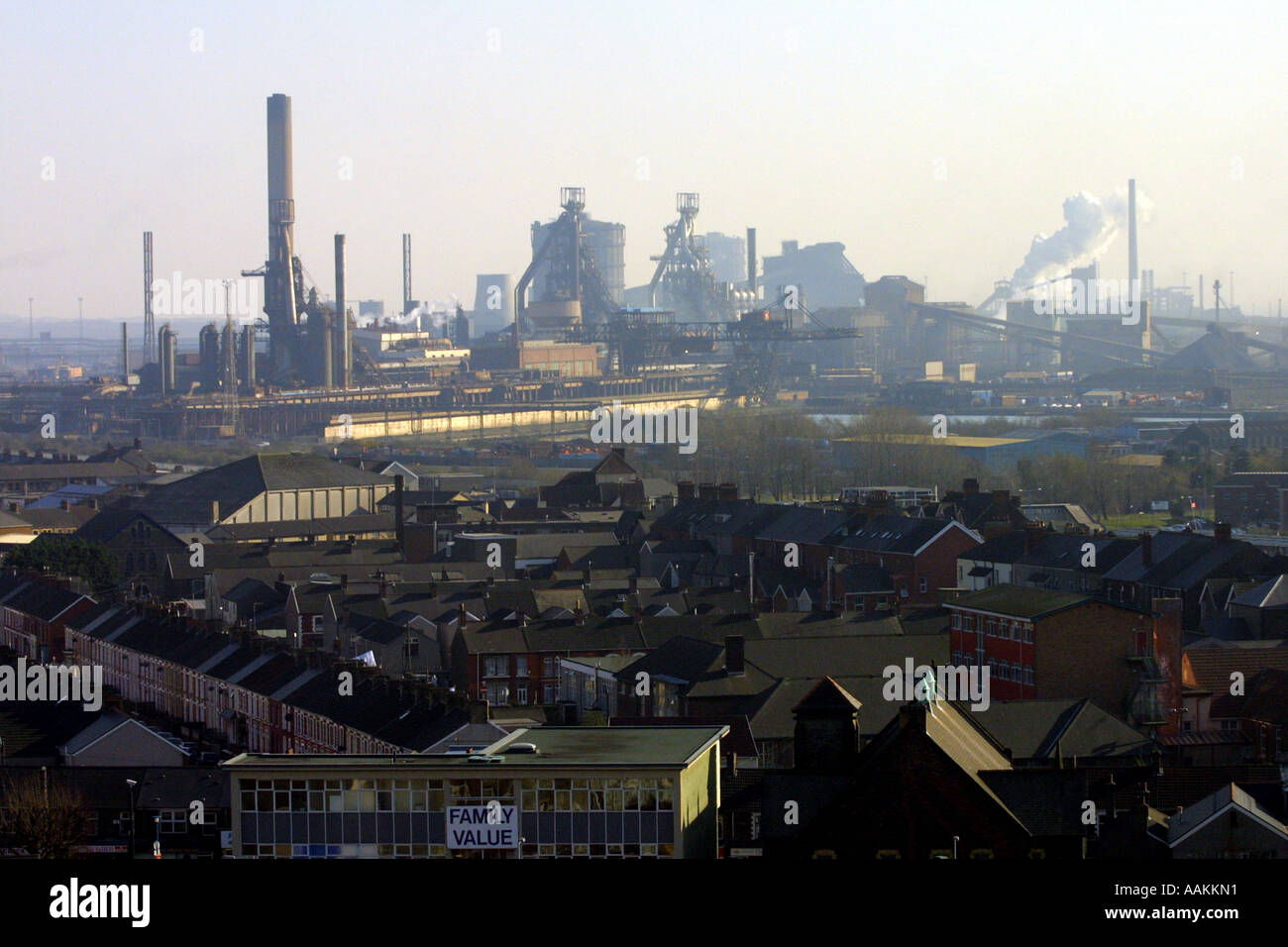 THE STEEL WORKS AT PORT TALBOT IN SOUTH WALES Stock Photo - Alamy
