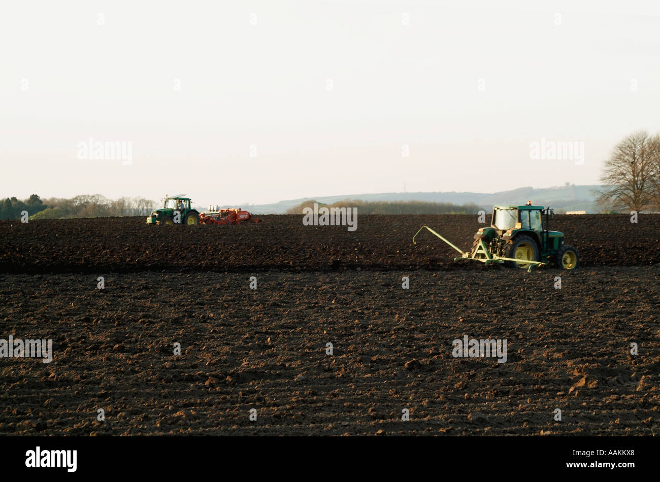tractor agriculture farming,uk field Stock Photo - Alamy