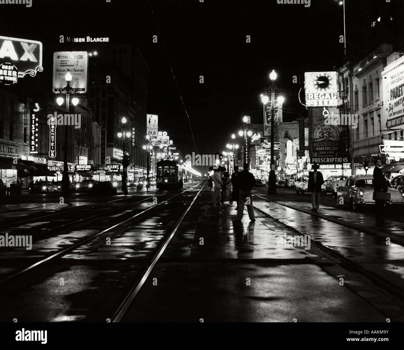 1950s night canal street new hi-res stock photography and images - Alamy