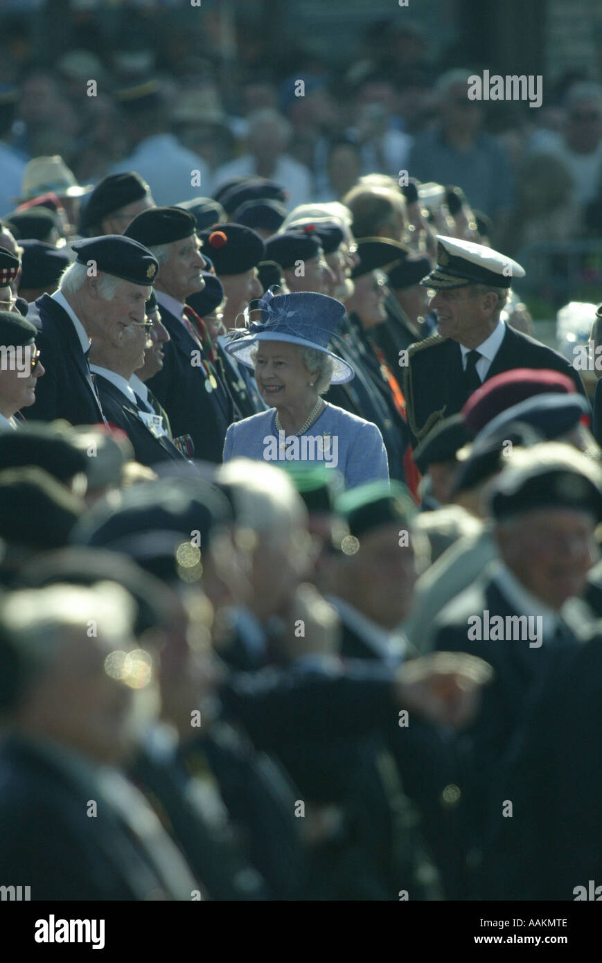THE QUEEN WALKS PAST NORMANDY VETERANS AT COMMEMORATIONS TO MARK THE ...