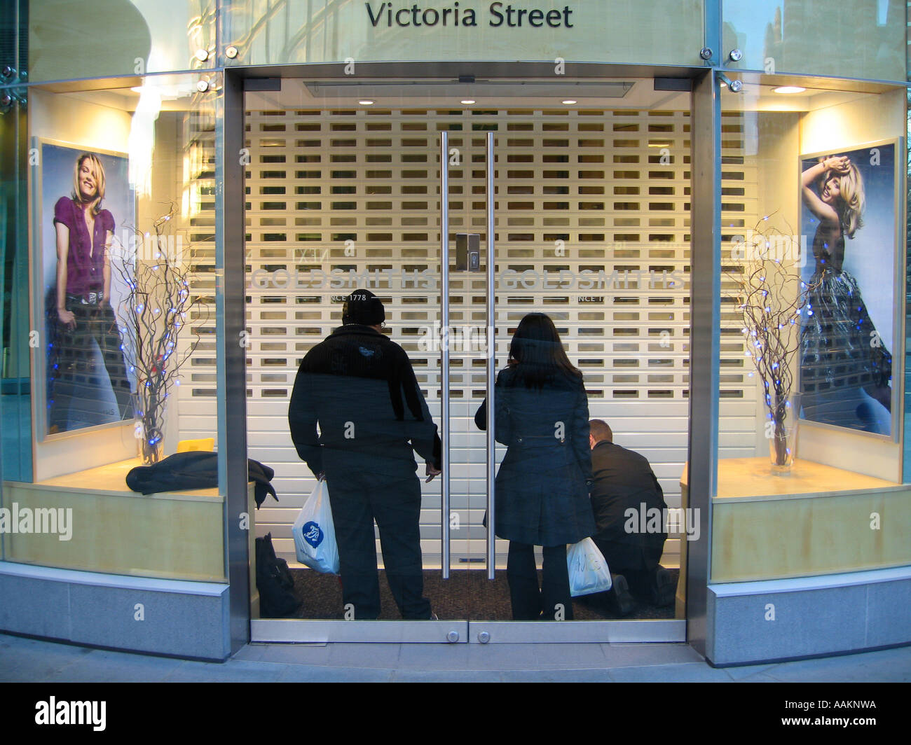 Shop front europe adult open doors hi-res stock photography and images ...