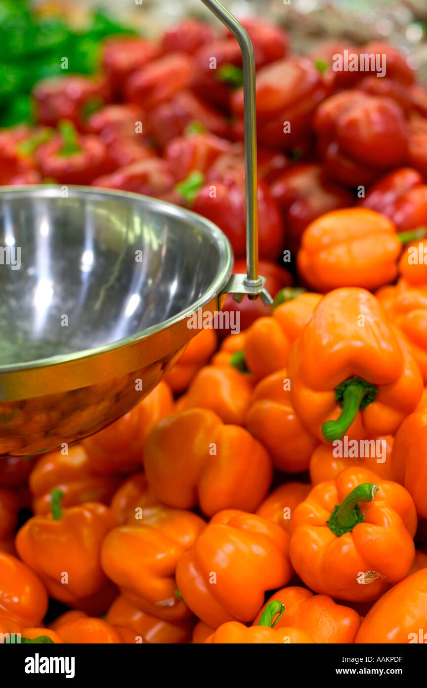 Bunched peppers hi-res stock photography and images - Alamy