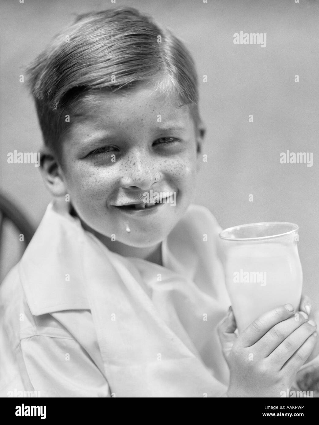 Boys freckled face hi-res stock photography and images - Alamy