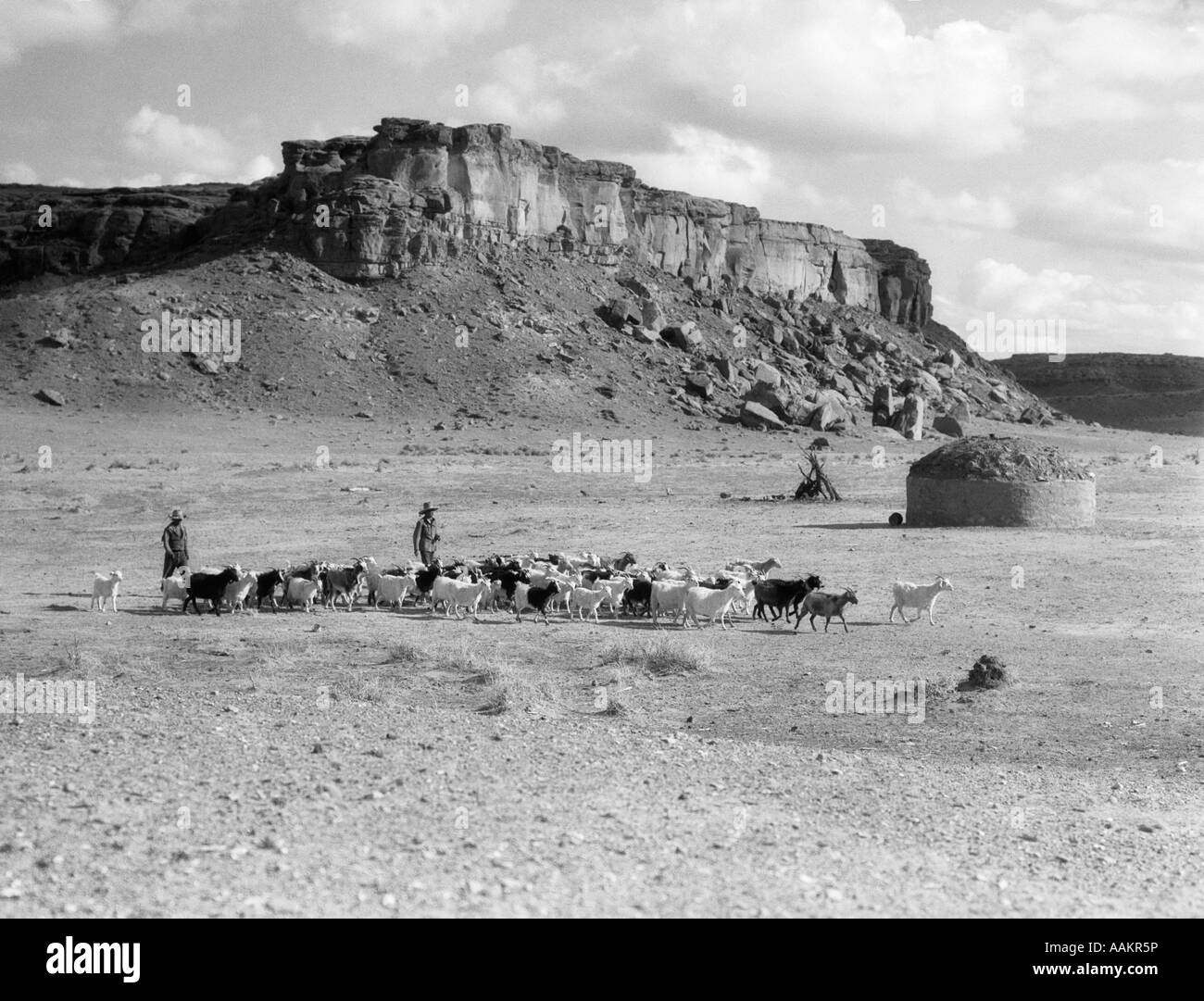 Native americans farming hi-res stock photography and images - Alamy