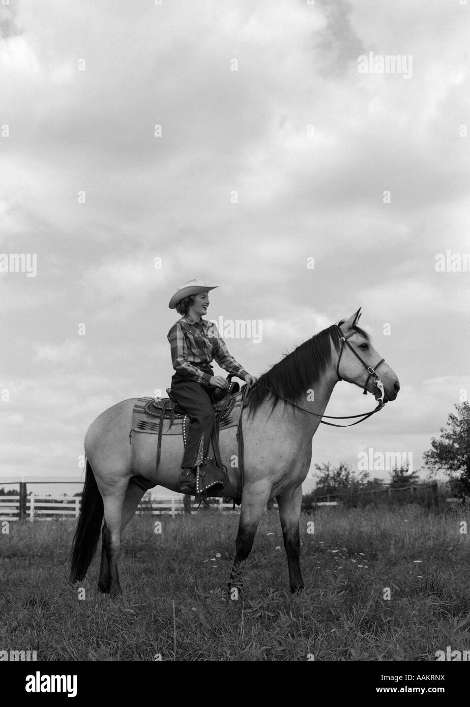 Retro outdoor living Black and White Stock Photos & Images - Alamy