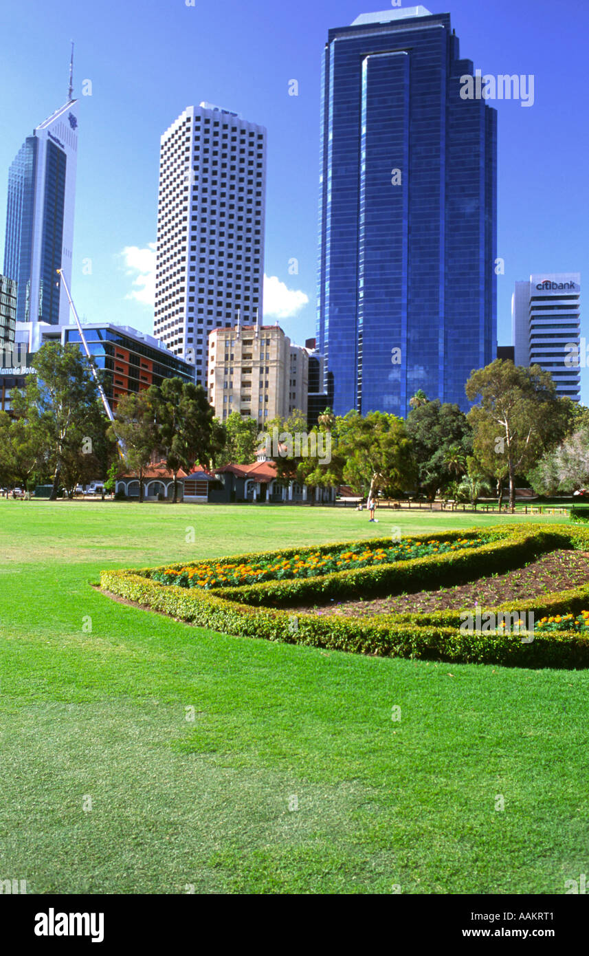 Stirling skyline hi-res stock photography and images - Alamy