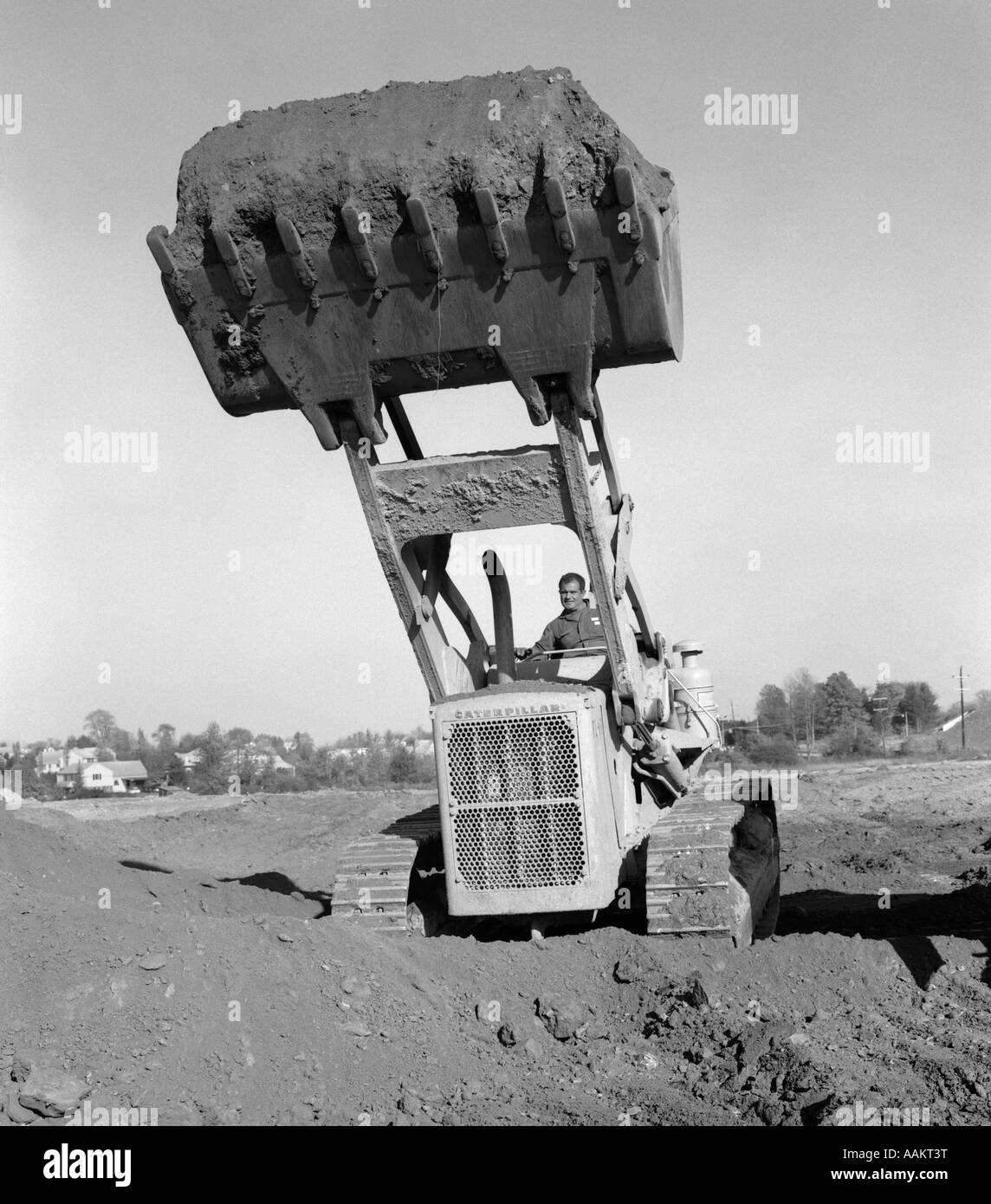 1960s 1970s MAN OPERATING CATERPILLAR HEAVY MACHINERY BULL DOZER ...