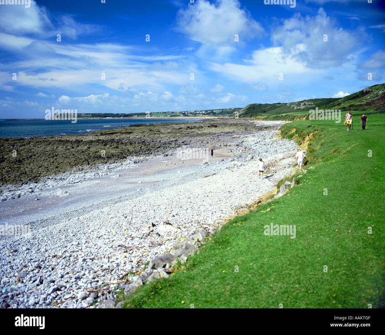Port eynon gower peninsula beach hi-res stock photography and images ...