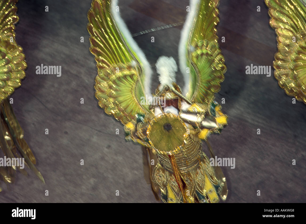 Samba schools parade carnival rio hi-res stock photography and images ...