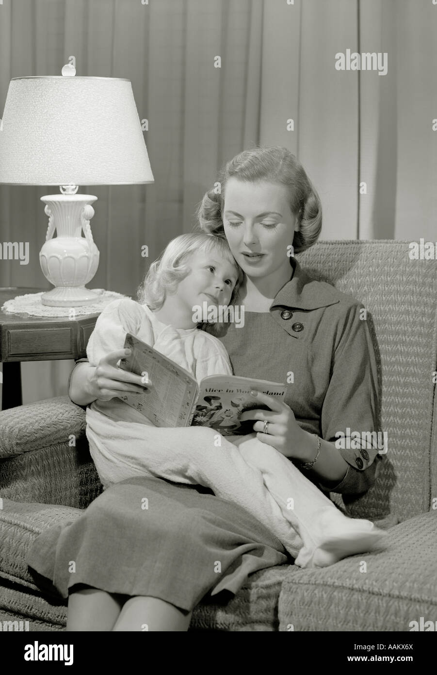 1940s family portrait hi-res stock photography and images - Alamy