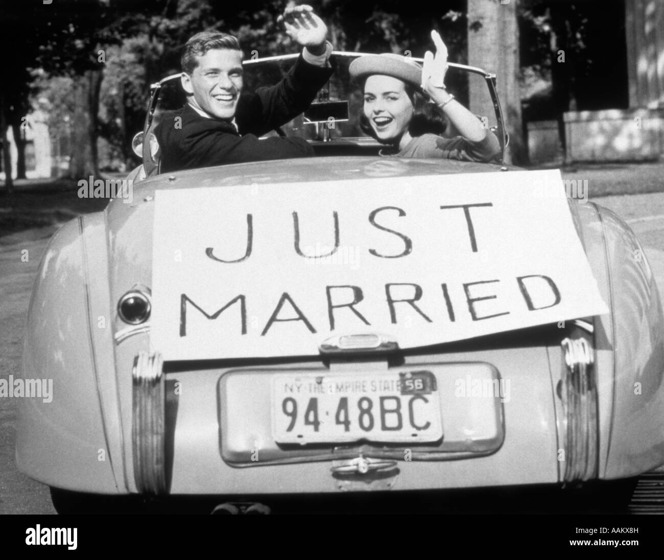 Man woman travel in car Black and White Stock Photos & Images - Alamy