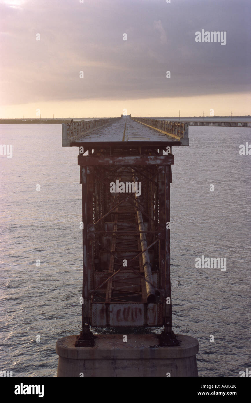 Abandoned bridge florida keys hi-res stock photography and images - Alamy