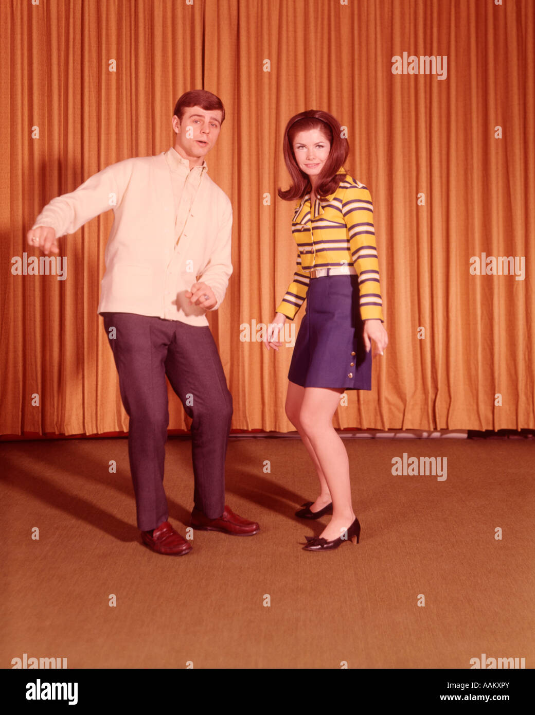 1960s TEENAGE COUPLE DANCING Stock Photo - Alamy