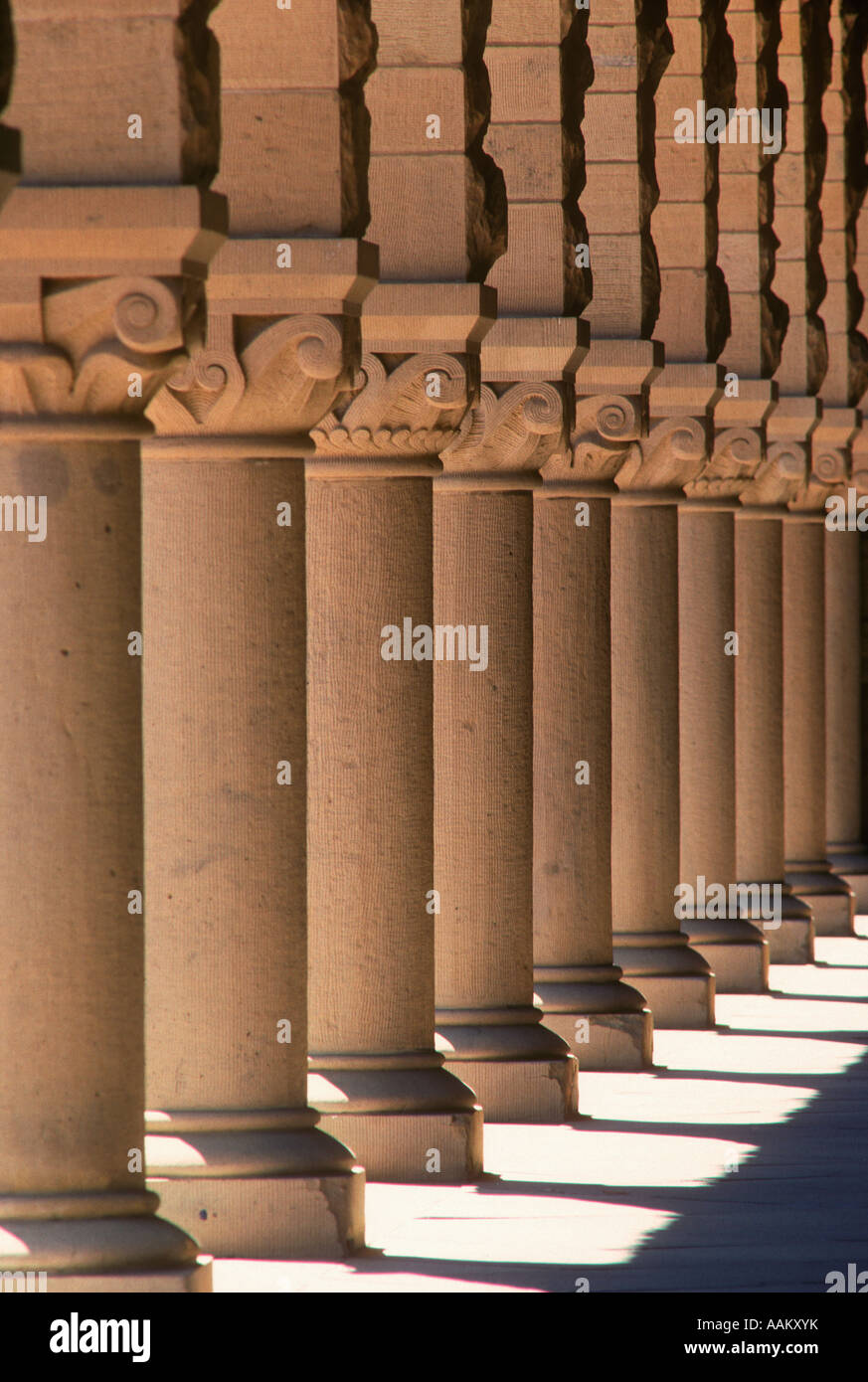 FACADE & COLUMNS STANFORD UNIVERSITY CALIFORNIA Stock Photo - Alamy