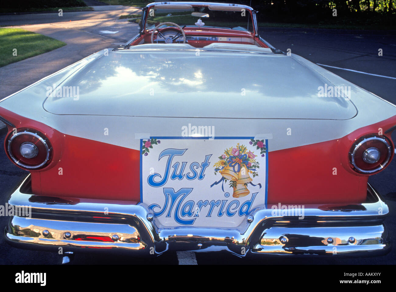 1950s classic automobiles convertible hi-res stock photography and ...