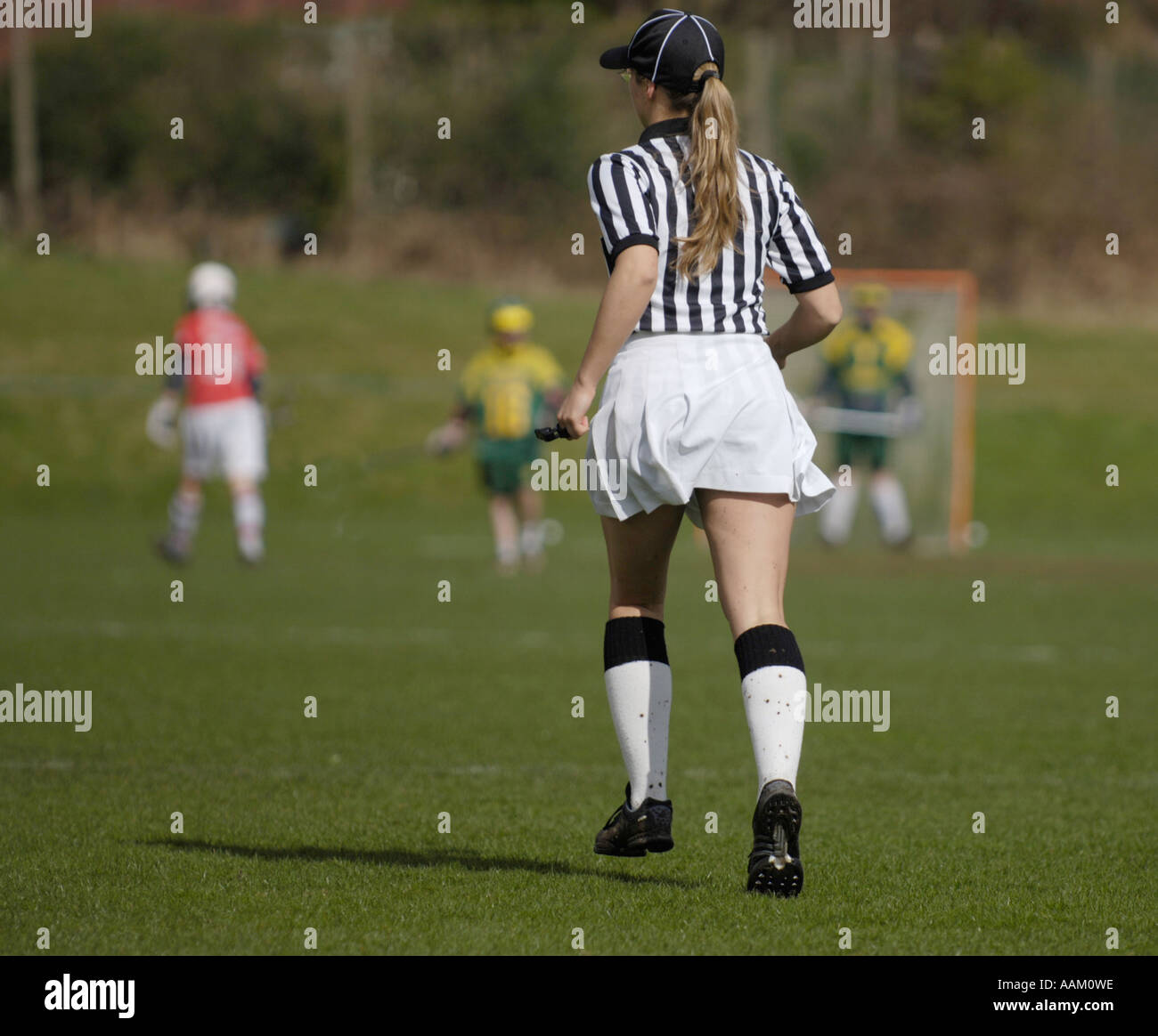 Lady referee hi-res stock photography and images - Alamy