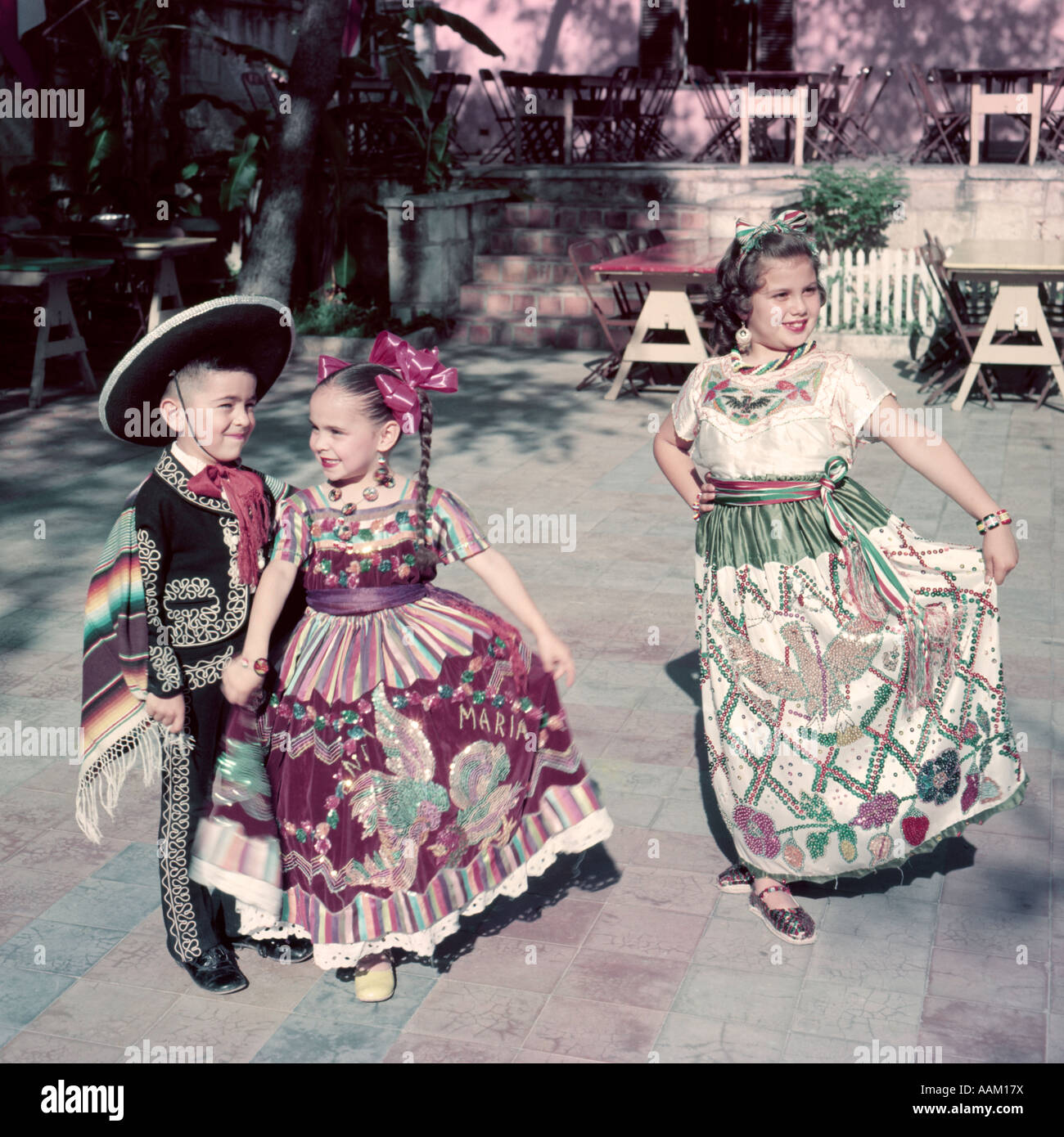 Mexican Dance By Children Stock Photos & Mexican Dance By Children ...