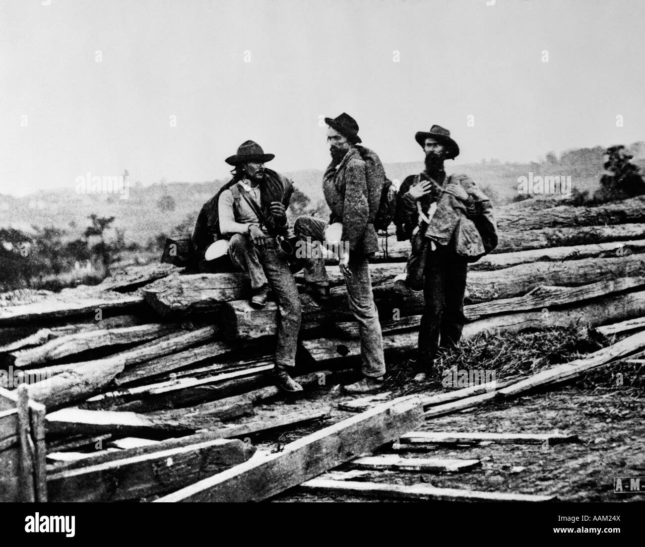 1860s CAPTURED MILITARY CONFEDERATE SOLDIERS SITTING PILE LOGS WOODEN ...