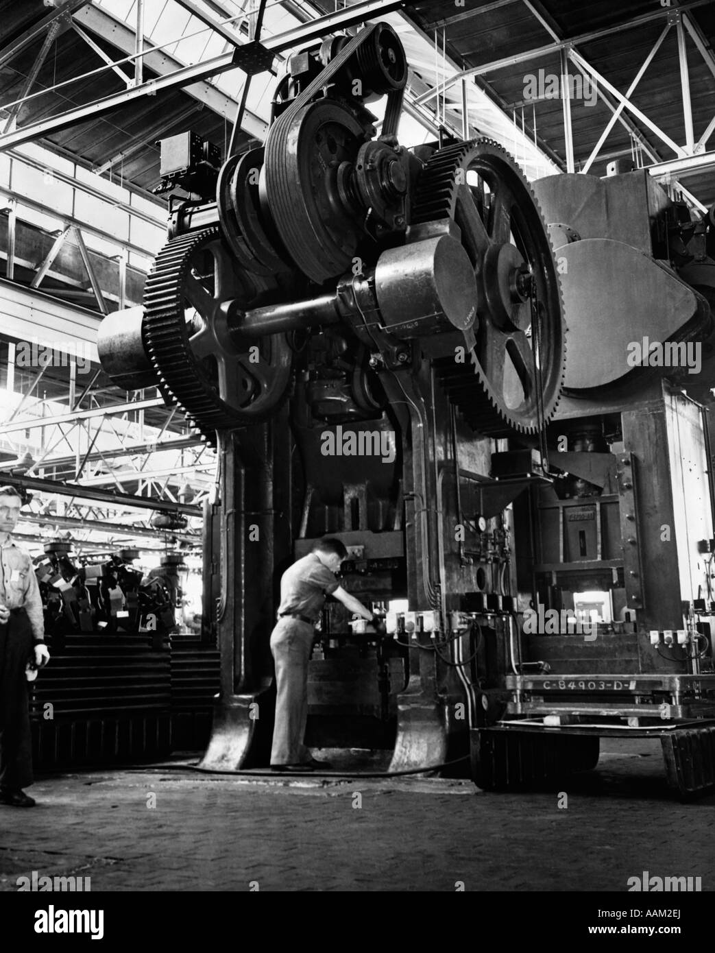 1940 man working hi-res stock photography and images - Alamy