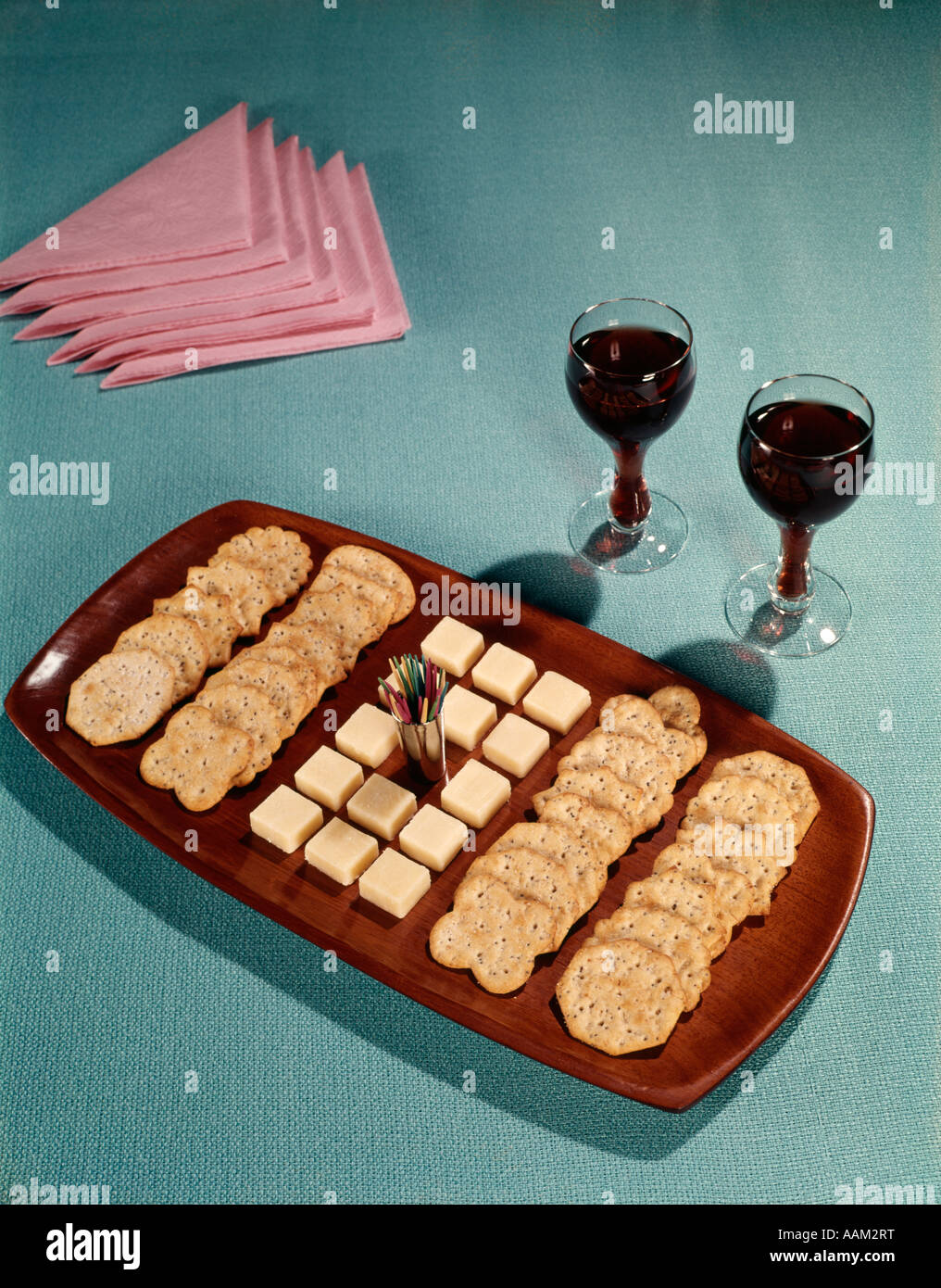 1960s FOOD SNACKS HORS D'OEUVRES WINE PLATTER TRAY NAPKINS CRACKERS ...